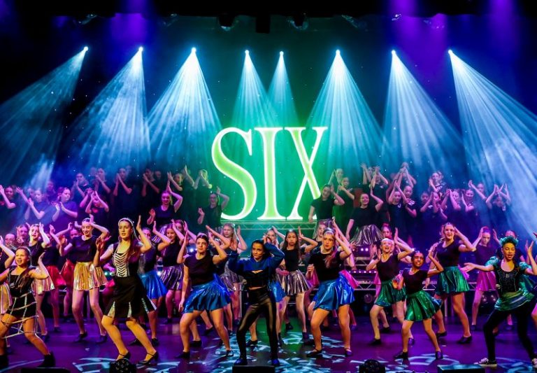 Rosebery school Epsom puts Henry 8’s six on stage